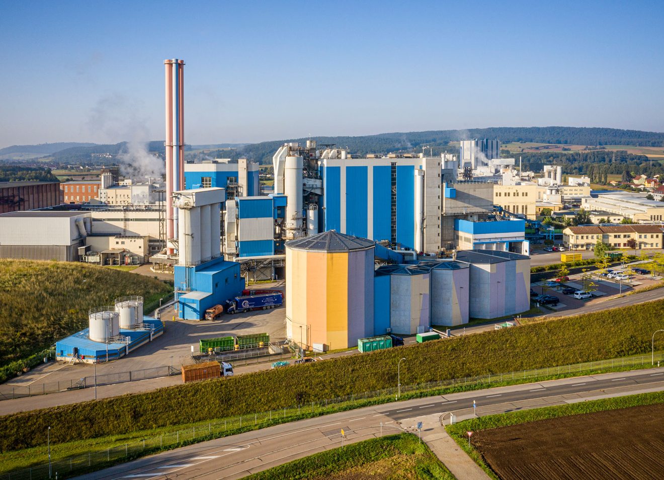 Two new lines at Schwandorf waste-to-energy plant - Kanadevia Inova